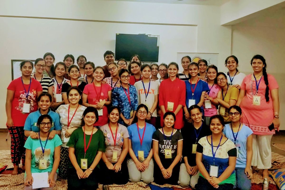 Anshuman Khullar - Mind your Back